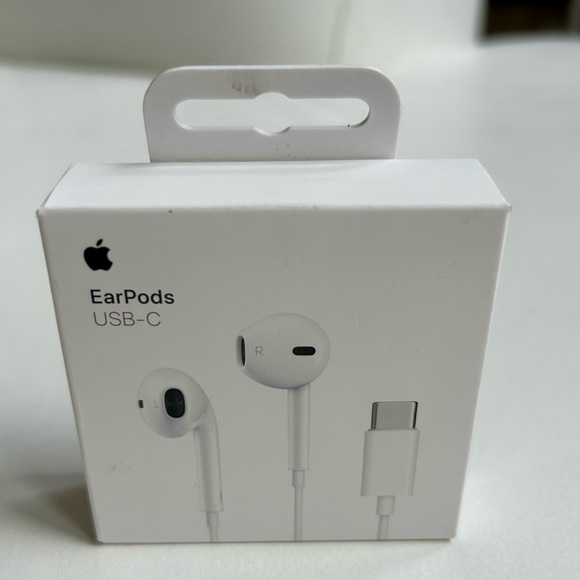 Apple | Cell Phones & Accessories | Apple Earpods With Usbc White ...